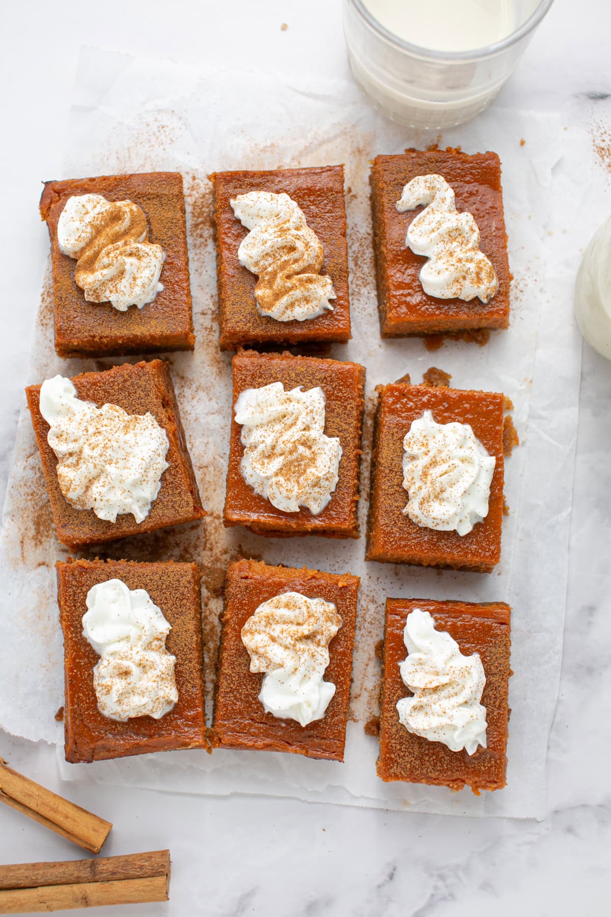 Easy Pumpkin Pie Bars with Graham Cracker Crust - The Little Holly That ...